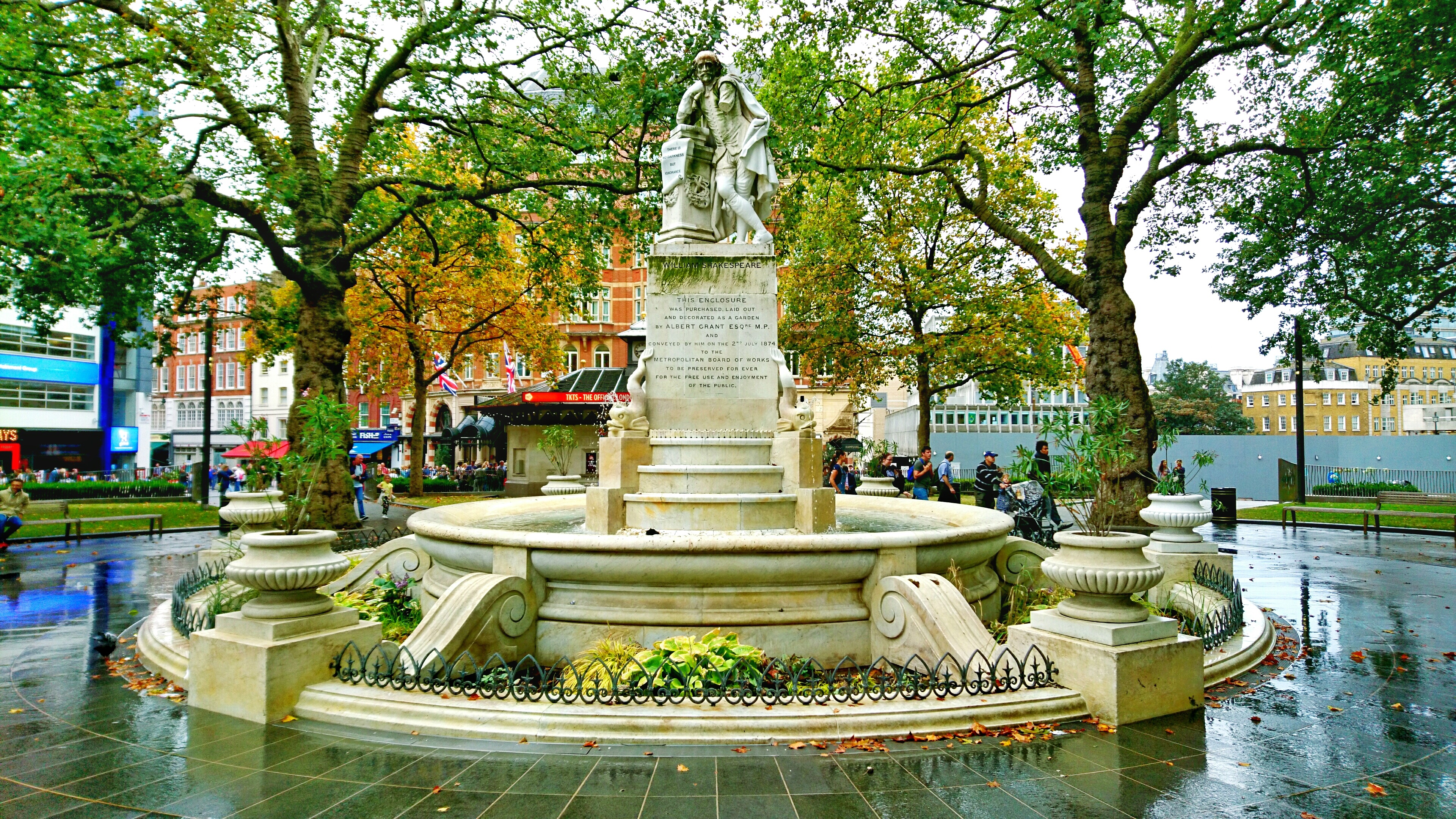 12 Hours Exploring London’s Landmarks – GEEKY TOURIST