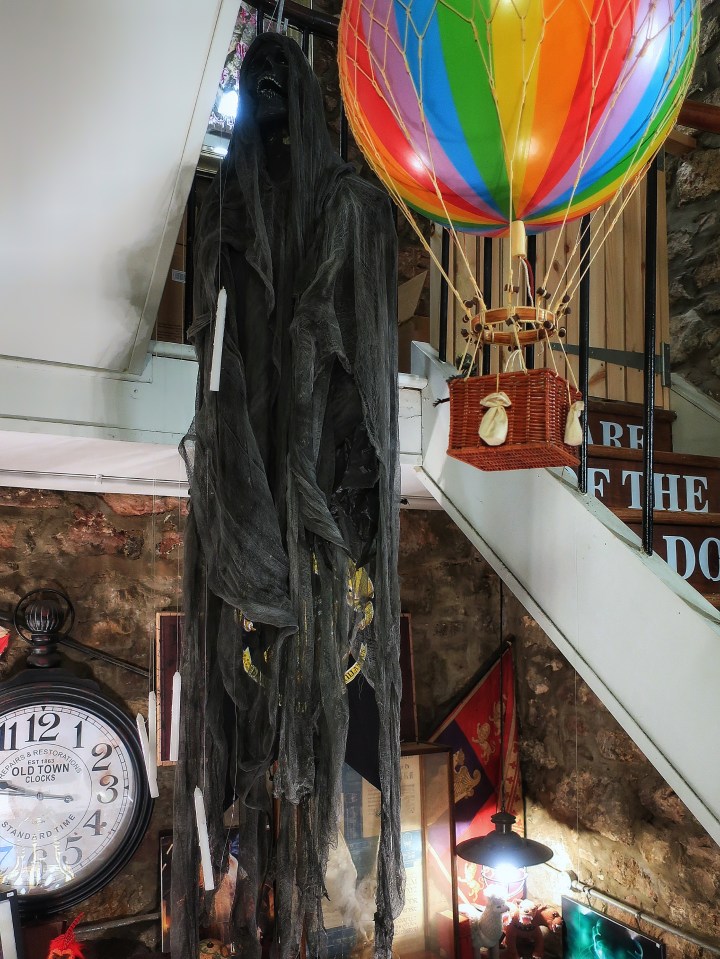 Museum Context | A Harry Potter Inspired Store in Edinburgh – GEEKY TOURIST