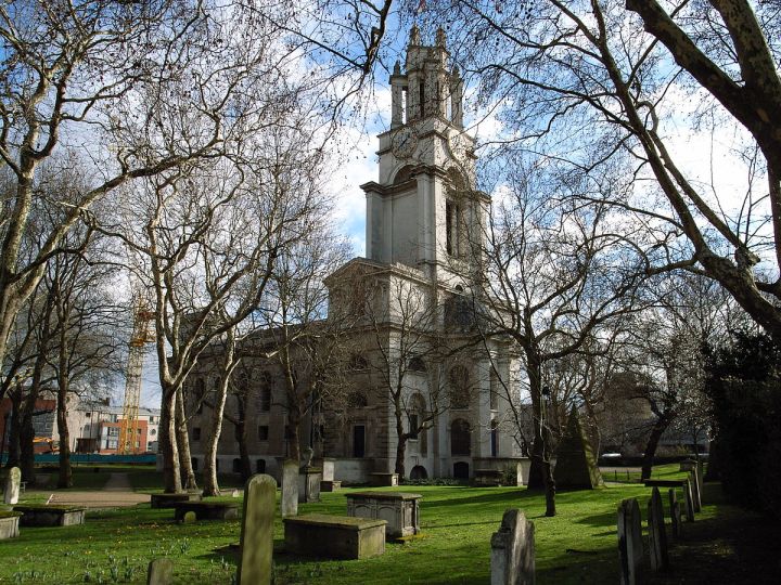 18 Iconic Horror Film Locations You Should Check Out This Halloween ...
